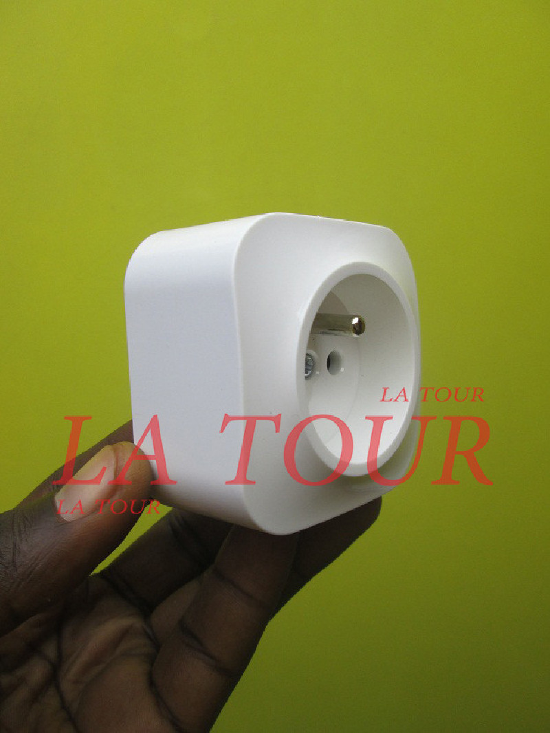 PRISE APPARENT 2P+T (16A) 250V ONELECT BLANC