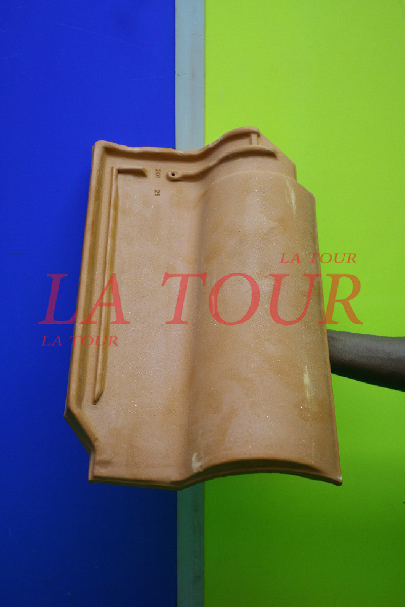 TUILE PORTUGAISE ARGILE NATURELLE TOGNANA (3°CHOIX) ROUGE