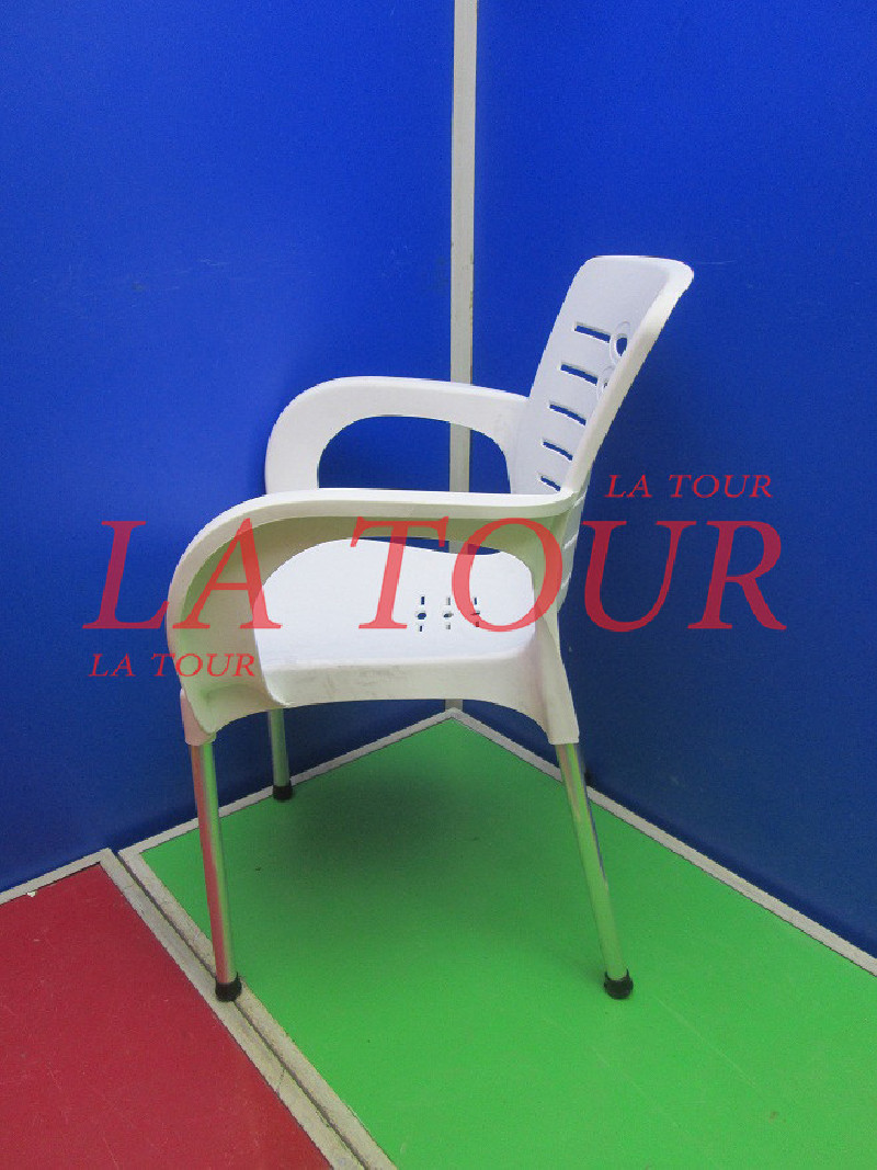 CHAISE PLASTIQUE PIED ALUMINIUM AKI BLANCHE