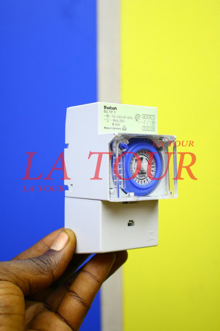 MINUTERIE (REGLAGE MANUEL) 230V-60HZ REF.(1810842) THEBEN GRIS