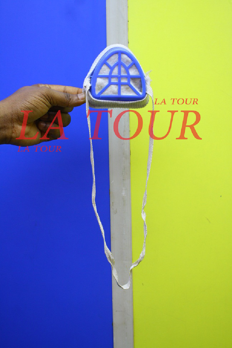 CACHE NEZ PLASTIQUE CORDE ARRIERE MASK BLEU/BLANC