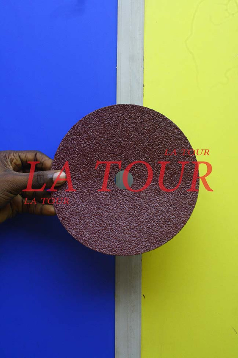 DISQUE A PONCER (FIBRE) Ø 180 22MM GRAIN 36 REF.(V04A) SAIT ROUGE