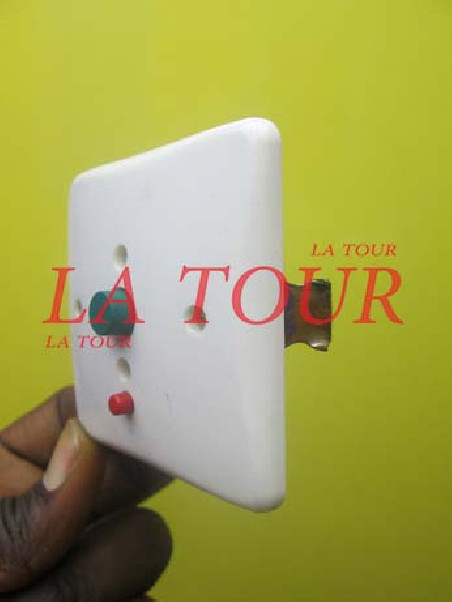 DISMATIQUE INTELLECT REF.(8258) FRANCE 20A LEGRAND BLANC