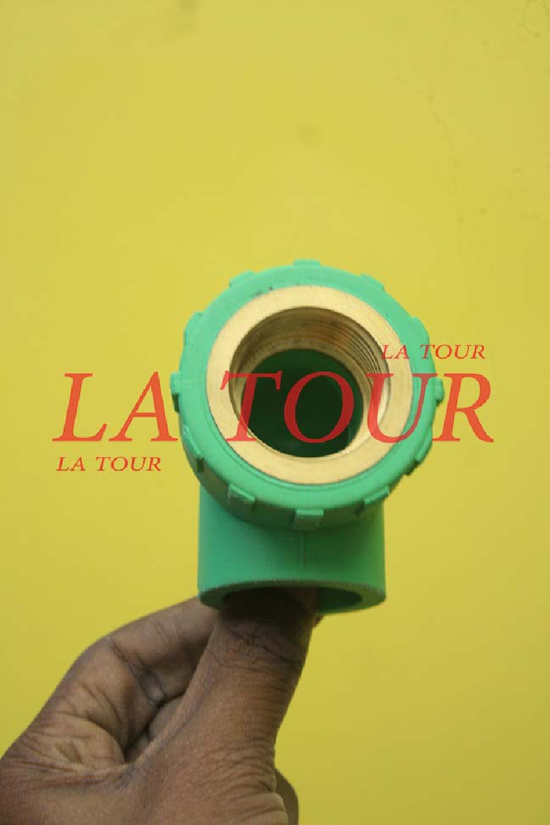 COUDE TARAUDE PPR Ø 32 FEMELLE VERT CLAIR