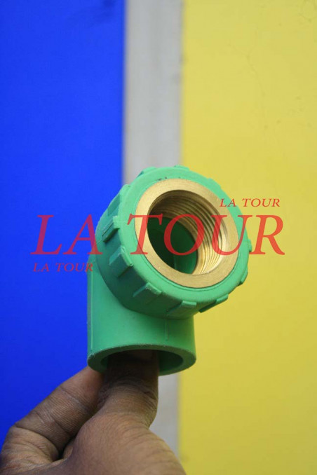 COUDE TARAUDE PPR Ø 32 FEMELLE VERT CLAIR