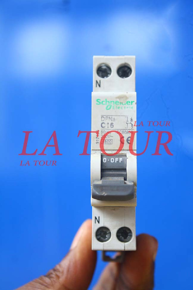 DISJONCTEUR DPN 16A SCHNEIDER GRIS