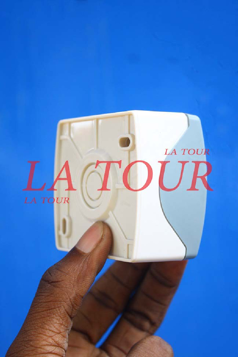 PRISE 2P+T ÉTANCHE APPARENT REF.(6896) INGELEC AFORTEC BEIGE GRIS