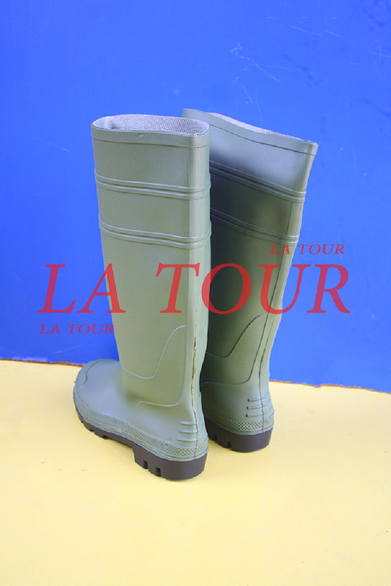 BOTTES CAOUTCHOUC N°44 VERTE SEMELLE NOIRE
