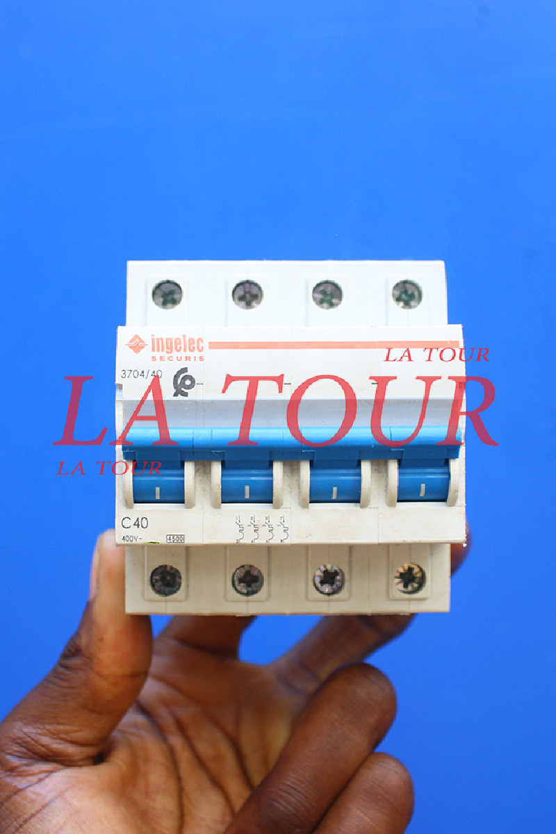 DISJONCTEUR TETRAPOLAIRE 40A INGELEC GRIS