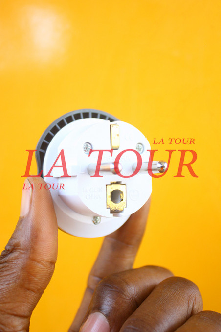 FICHE ADAPTATRICE UNIVERSELLE 2P+T (KT-168) 10/16A 250V MARKEN GRISE BLEUE