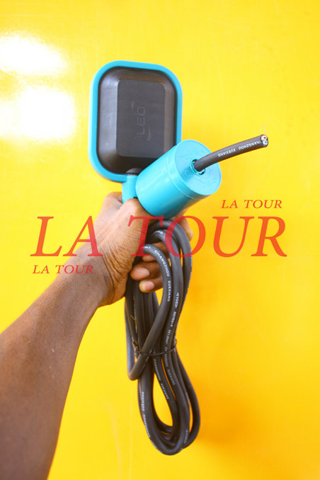 ROBINET FLOTTEUR TANK ELECTRIQUE REF.(H23100808) VERT/NOIR